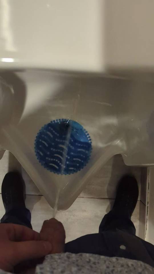Pissing At The Urinal ππ¦ Scrolller
