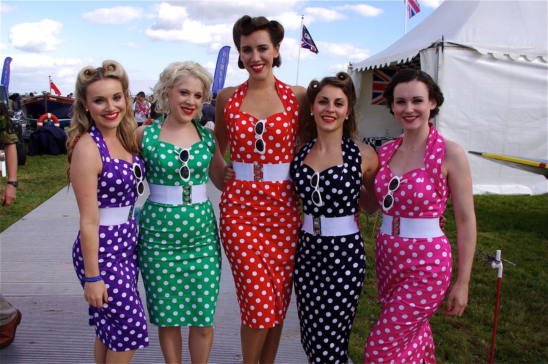 Polka Gals [5] | Scrolller