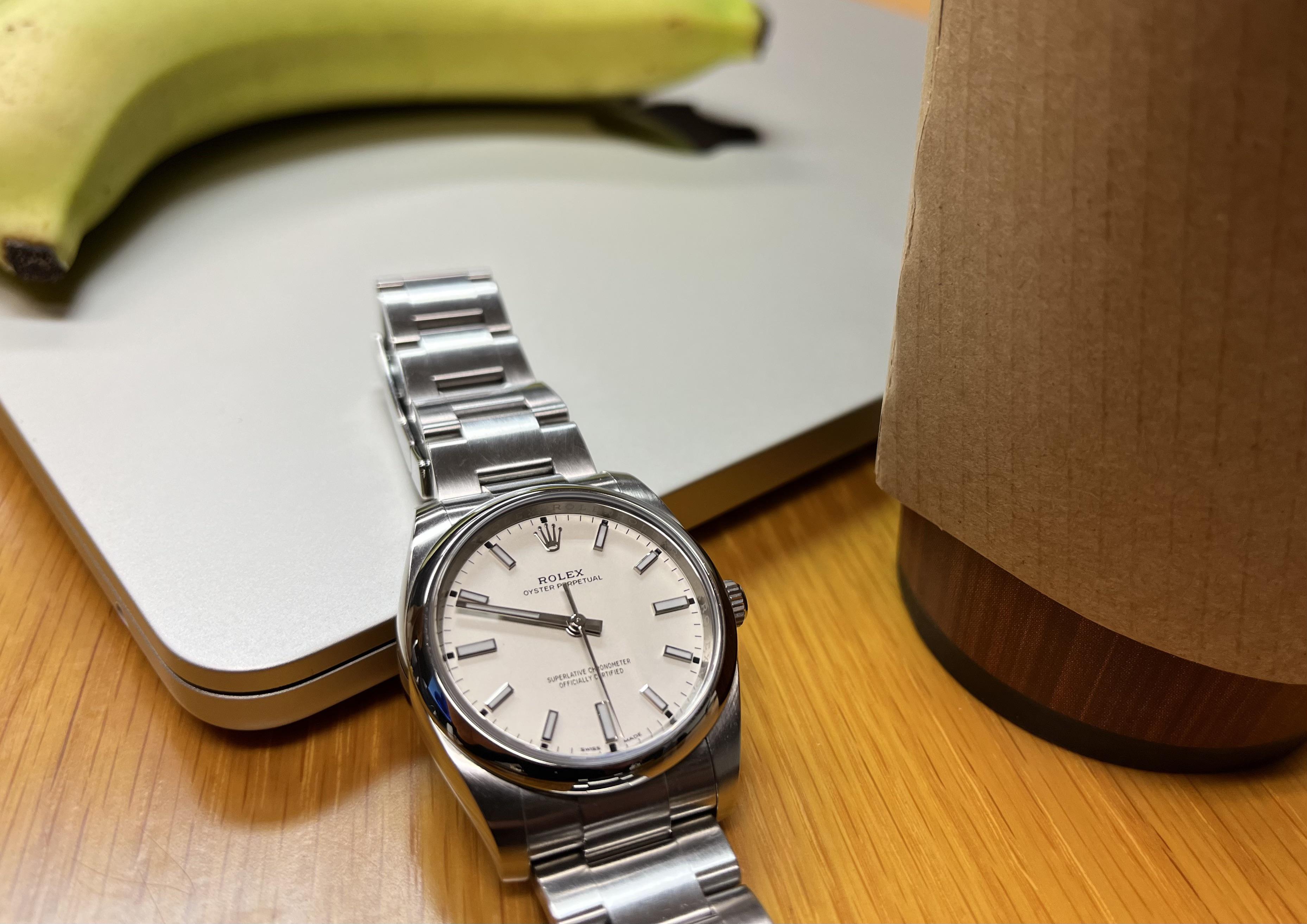 Poor man’s Rolex and morning banana 🍌 | Scrolller