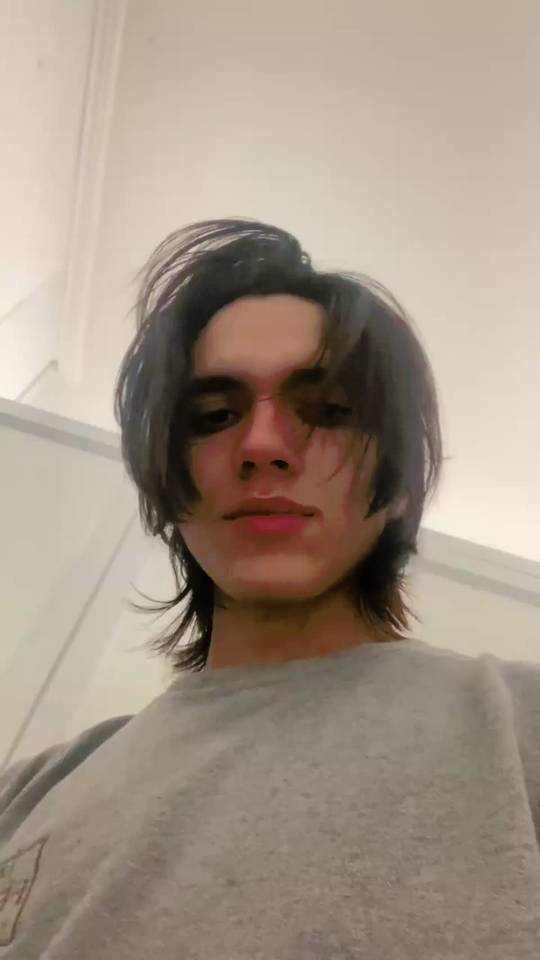 Put it in your mouth and make me hard | Scrolller