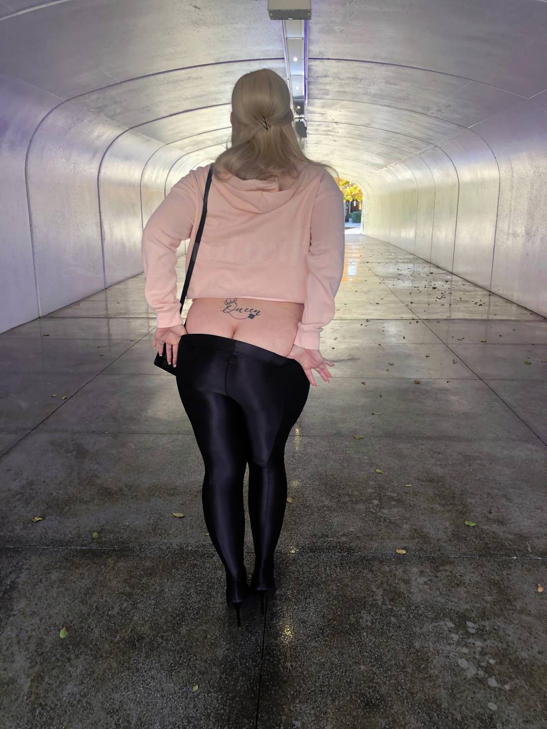 QoS in the Streets | Scrolller