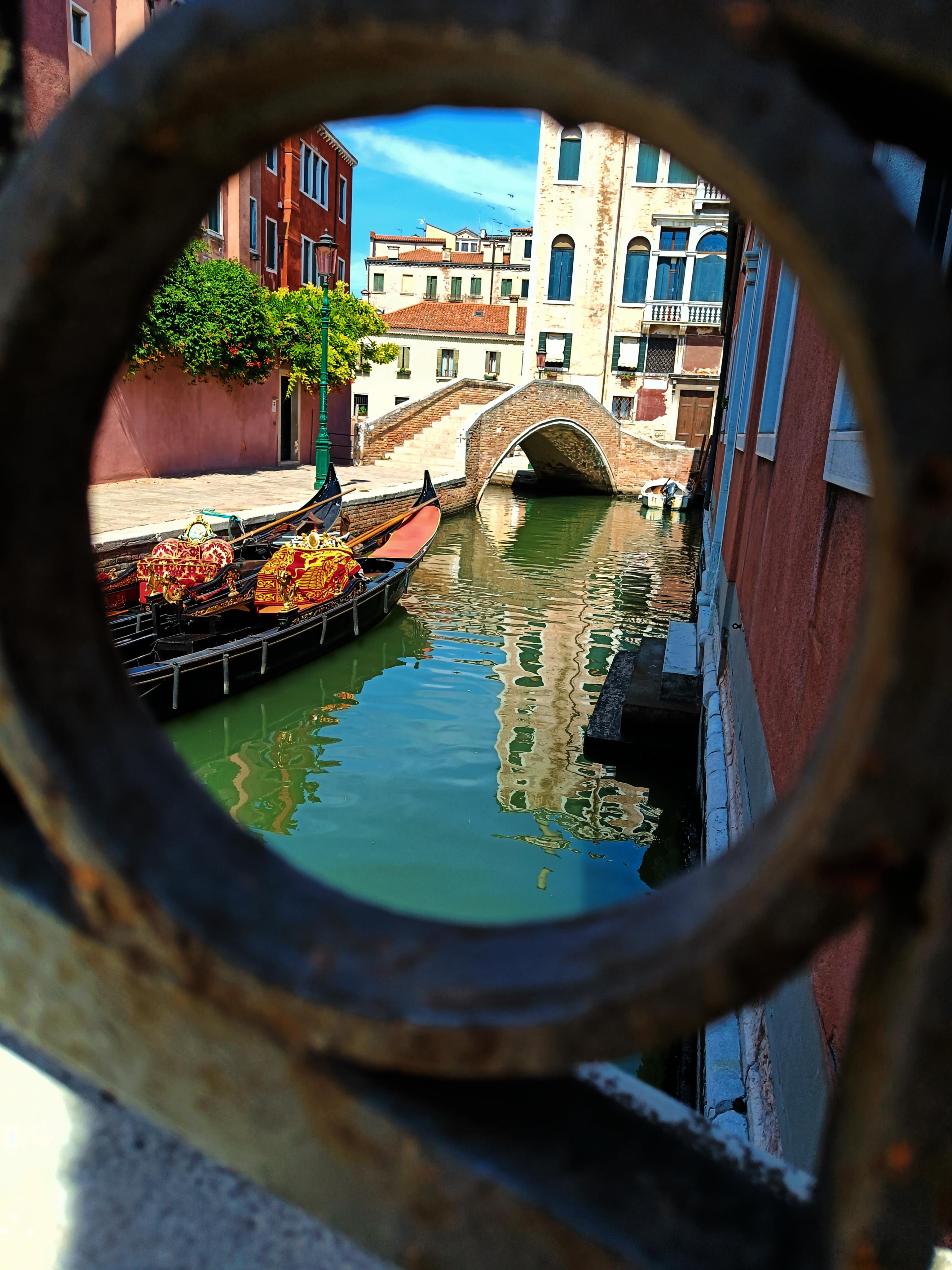 Quiet Venice | Scrolller