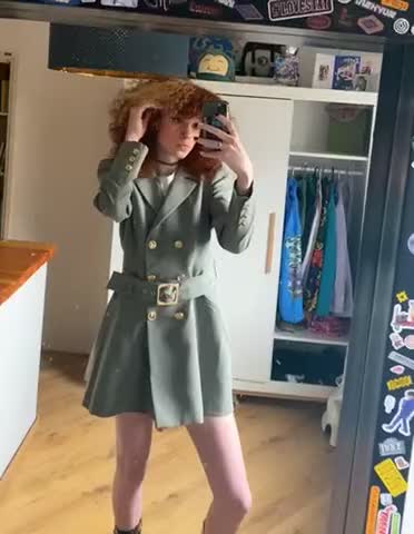 Ready for my interview, hope I get the blow job | Scrolller