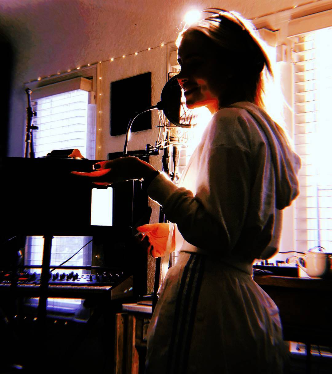 Recording | Scrolller