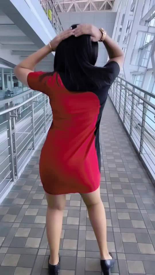 Red, hot and spicy 🇮🇳 | Scrolller