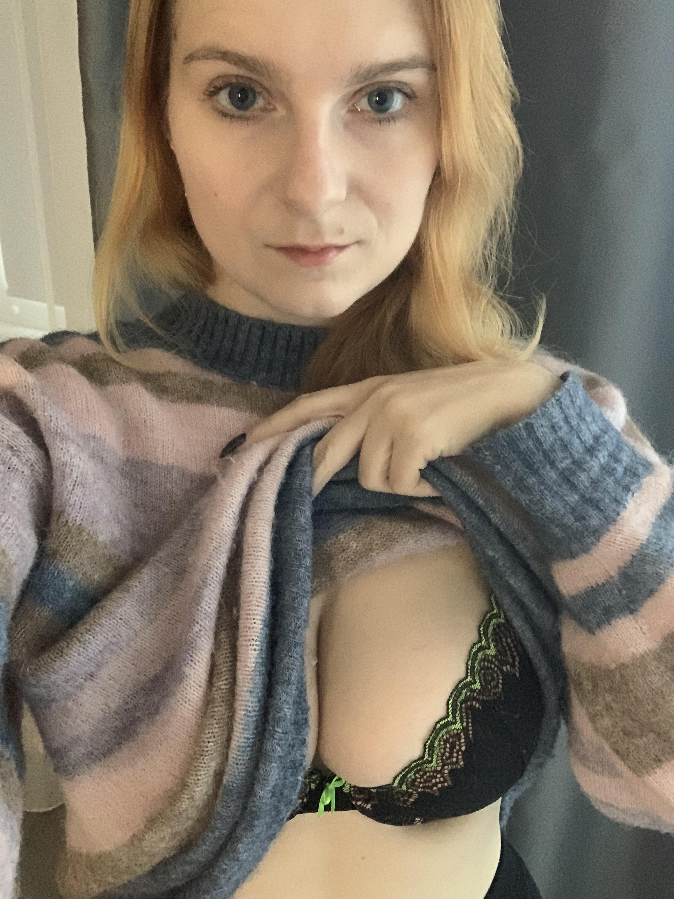 Redheads do it better! | Scrolller