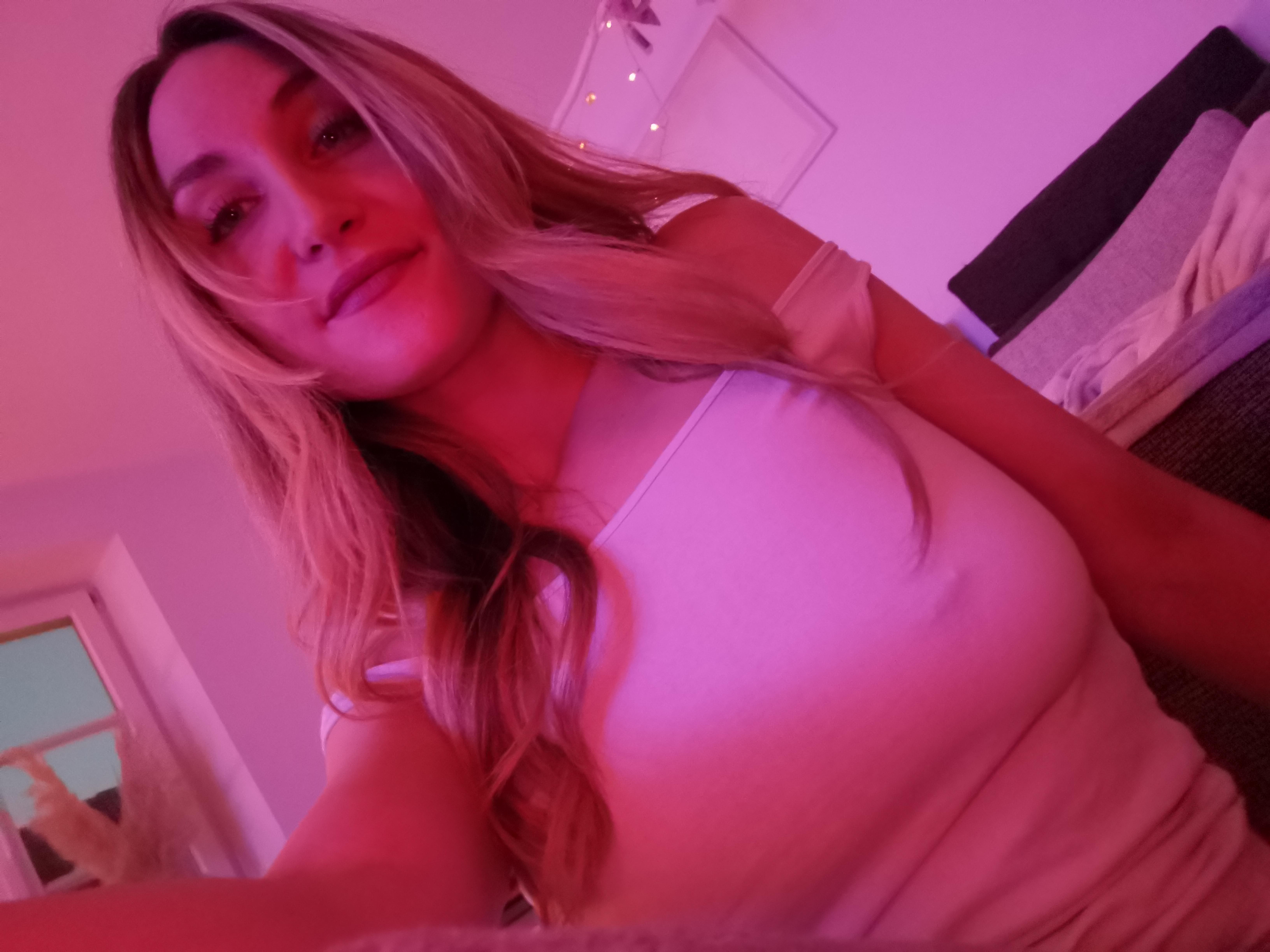 relaxing at home... | Scrolller