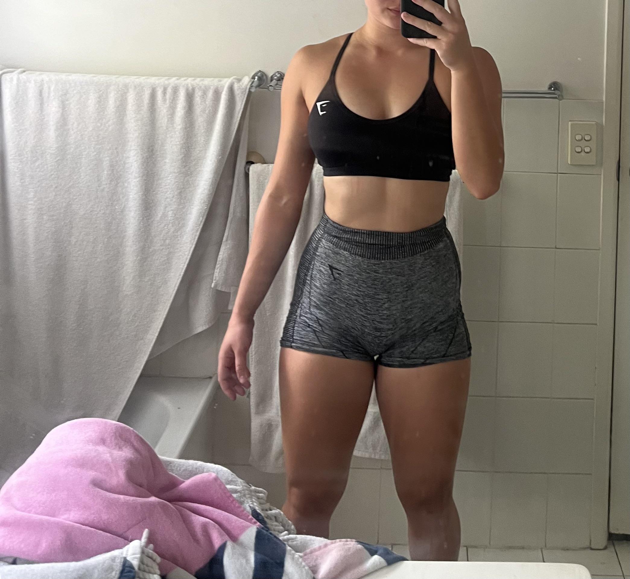 Rocking gymshark all over | Scrolller