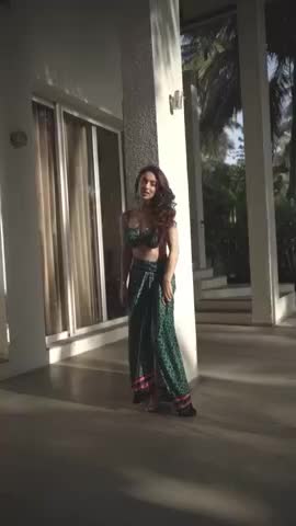 Sandeepa Dhar raising rods | Scrolller