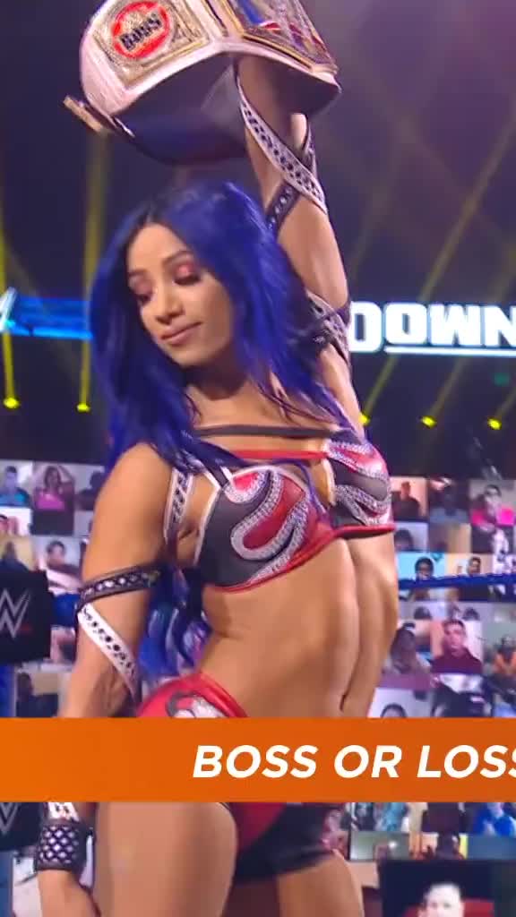 Sasha Banks | Scrolller