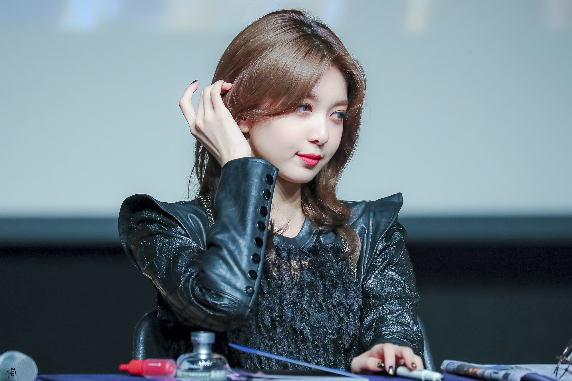 Scream Dami | Scrolller