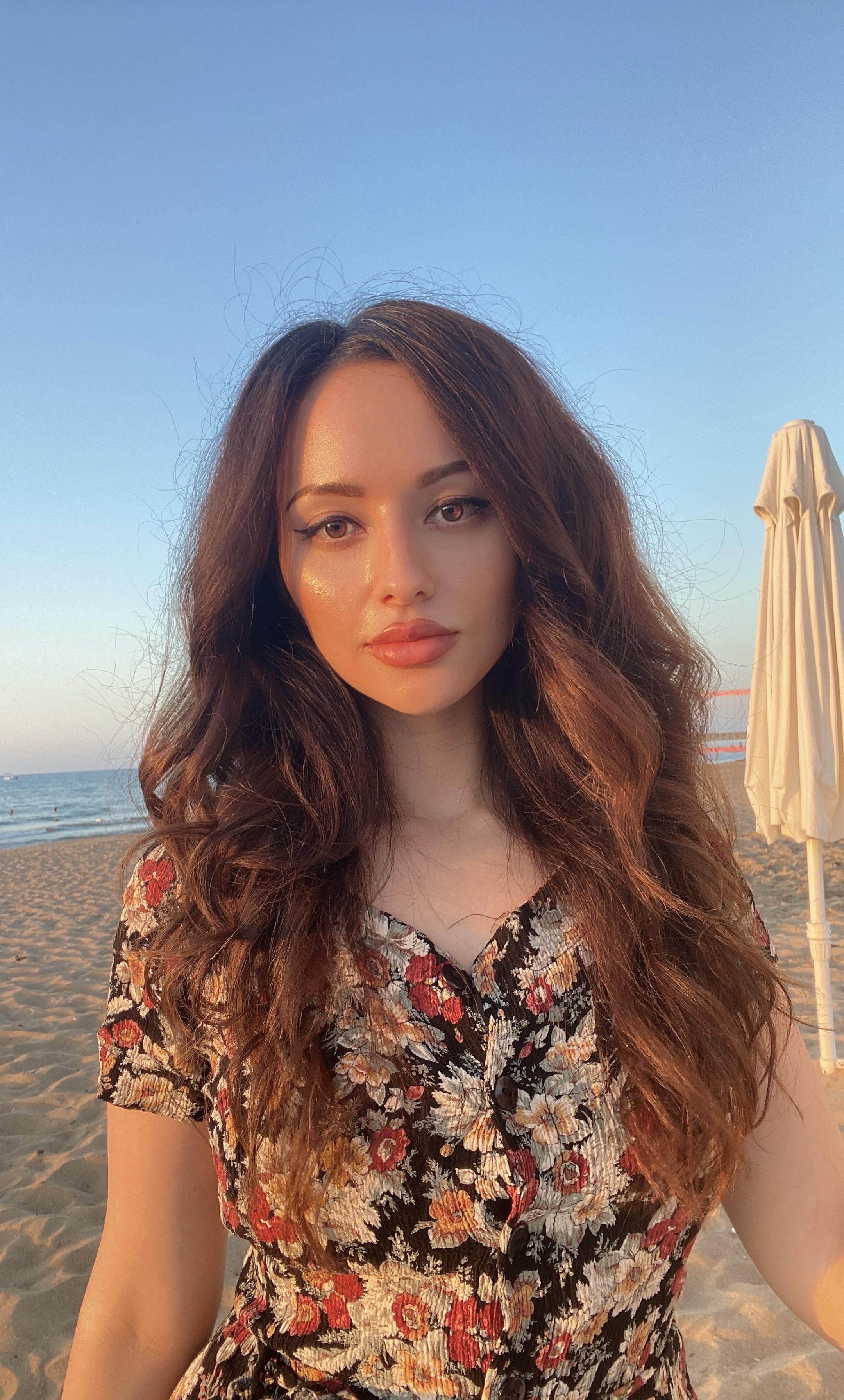 Seaside photo | Scrolller