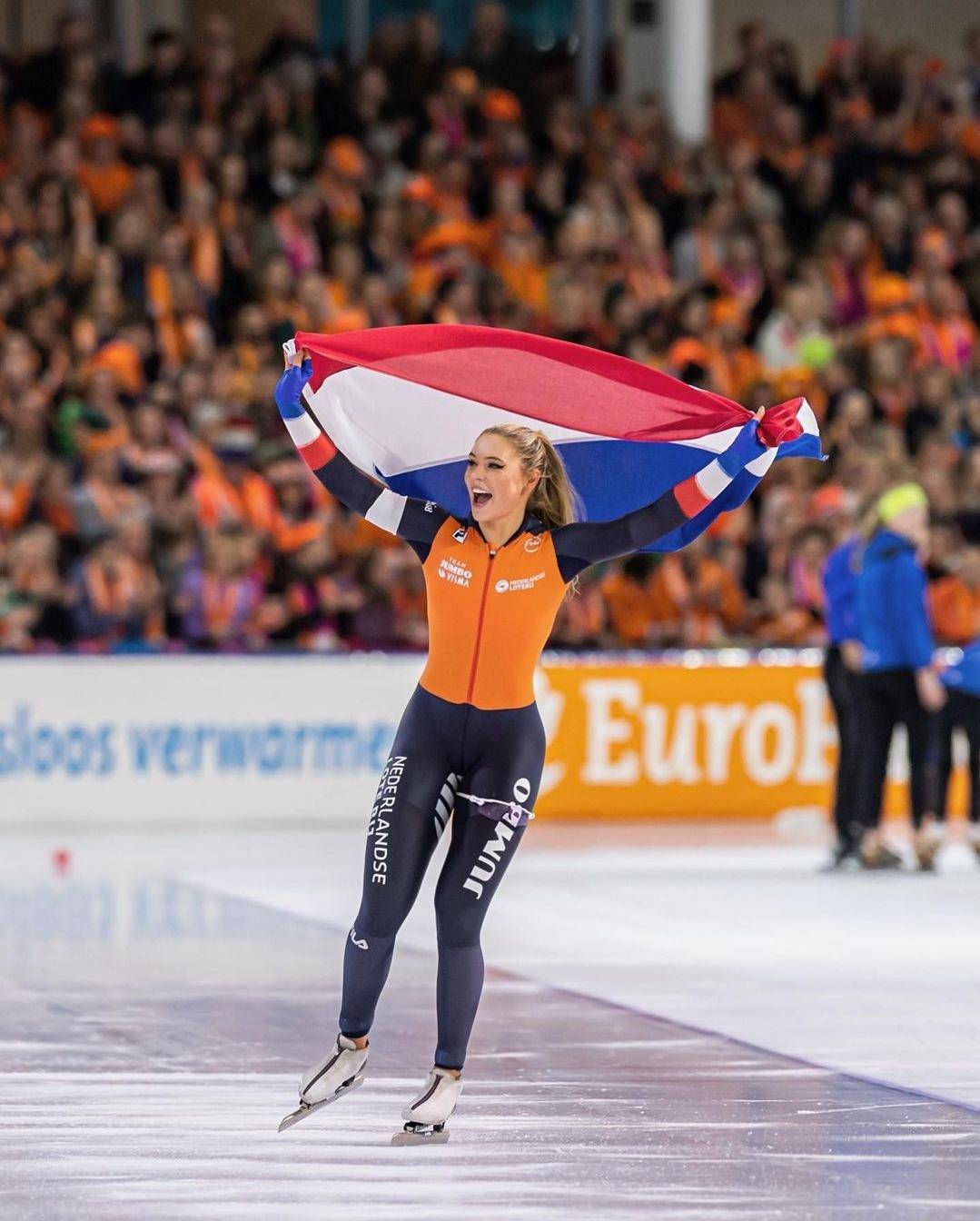 Seasons Over | Scrolller