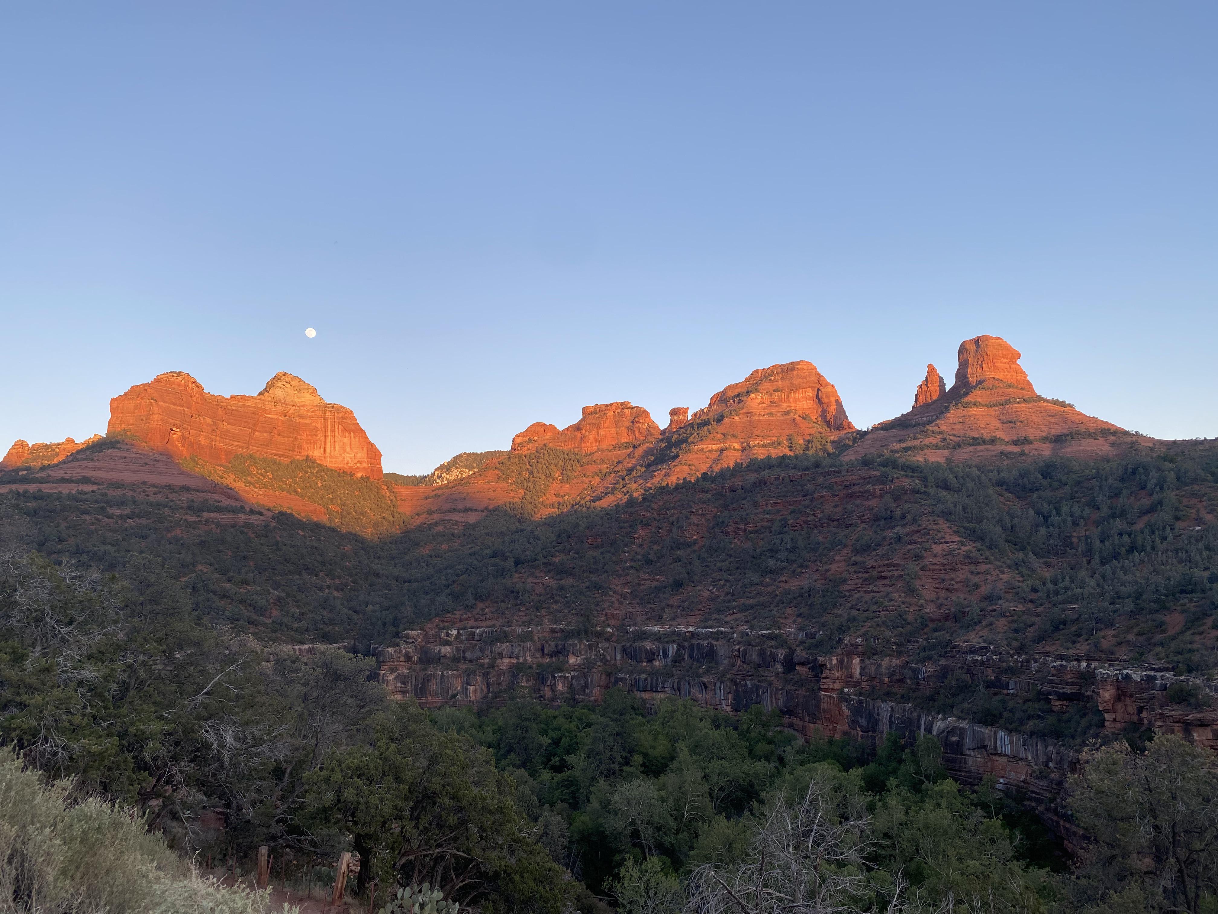 Sedona Arizona USA [OC] 1080x1920 | Scrolller