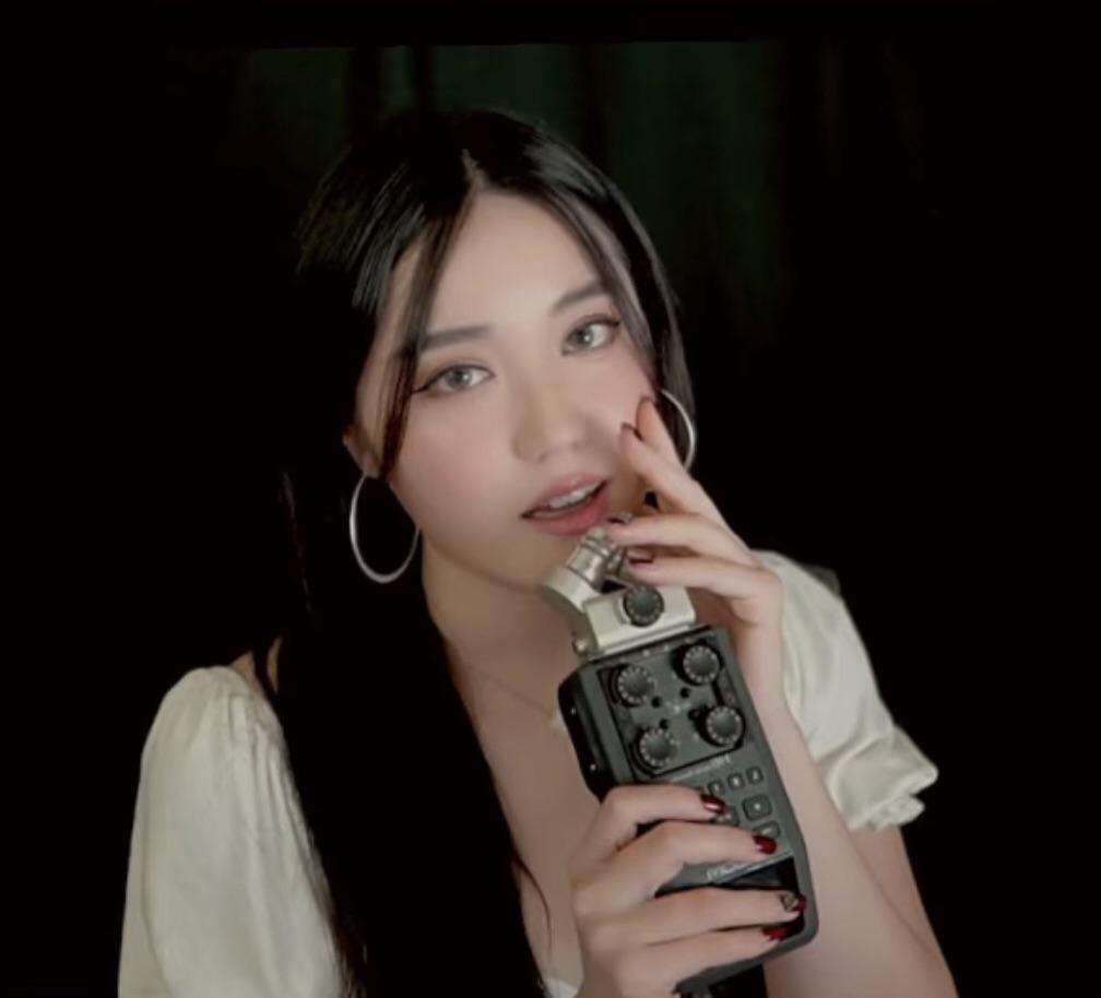 Sexy Kimi 😍 | Scrolller