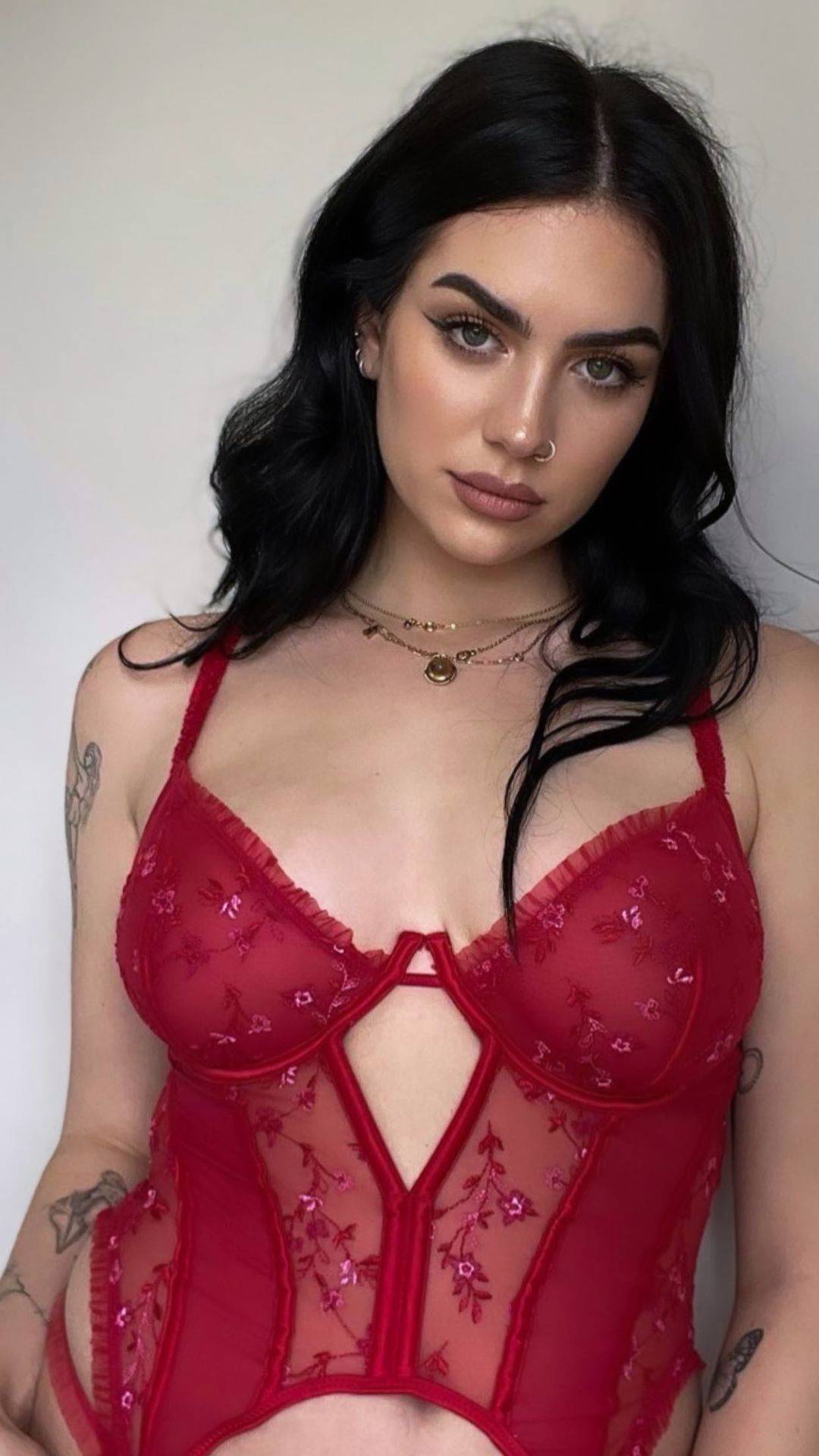 Sexy Ruby | Scrolller