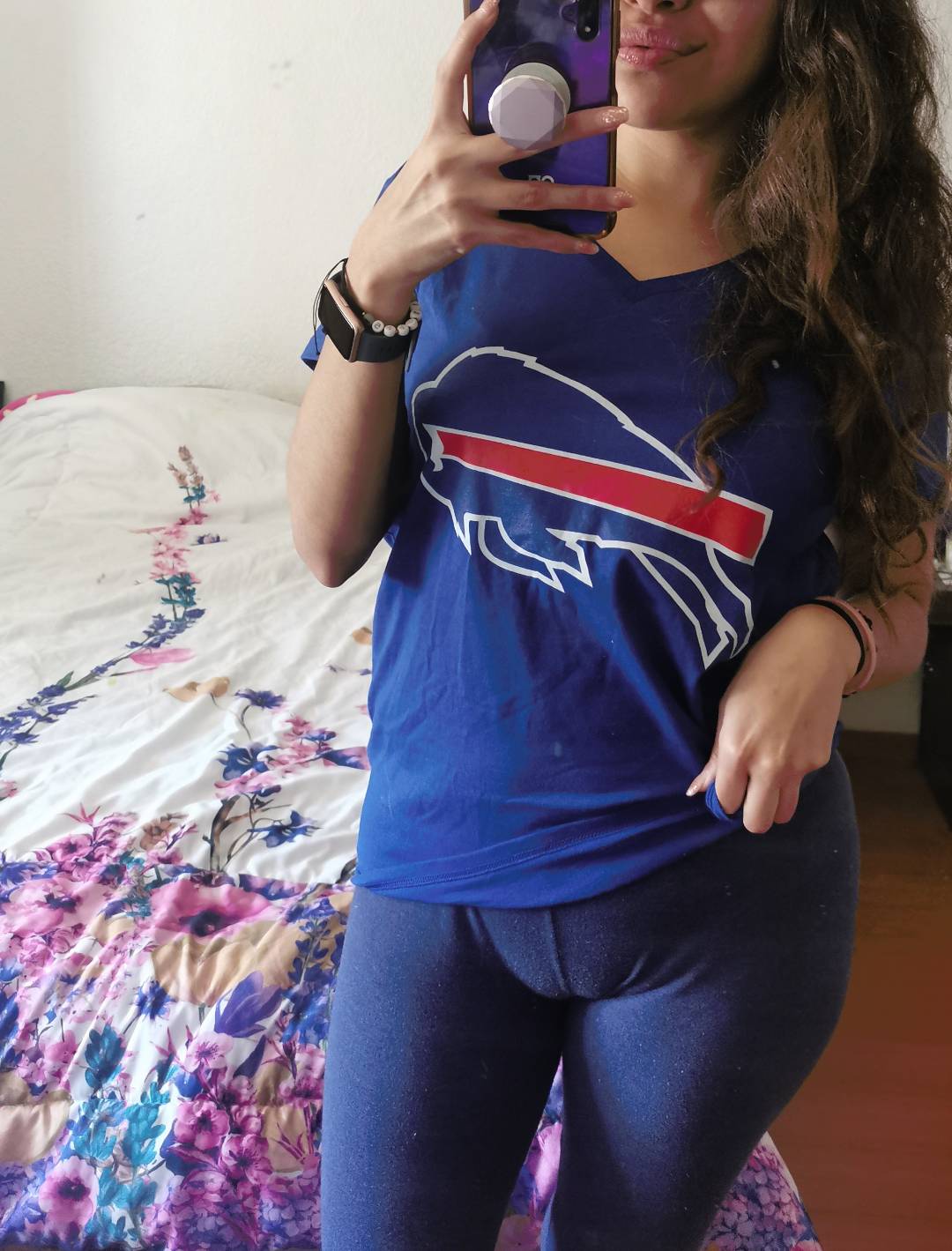 She always smiles for you ️ | Scrolller