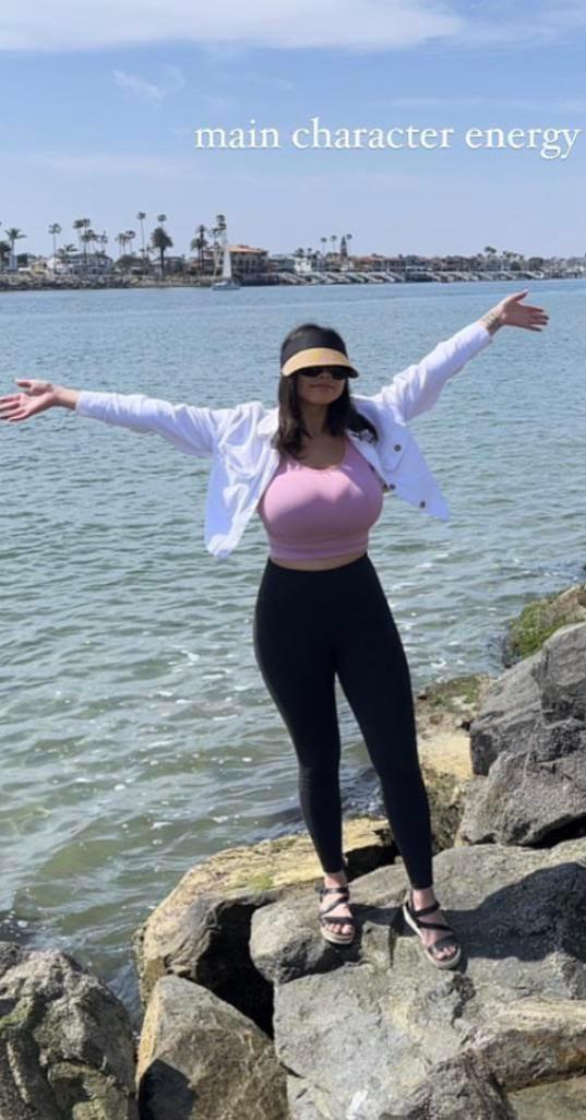 She’s definitely the main character 🤪 | Scrolller