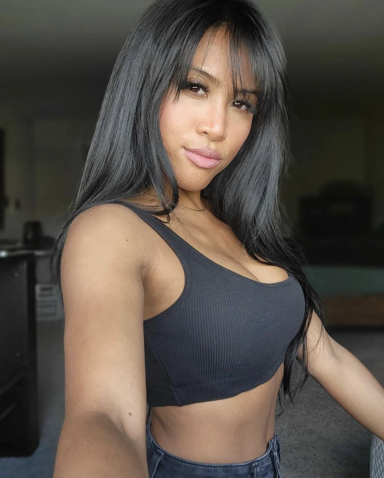 She’s perfect!!! | Scrolller