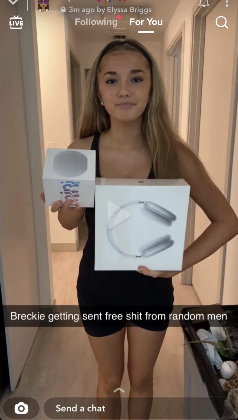 She’s soo extremely mid yall gotta wake up💀 | Scrolller