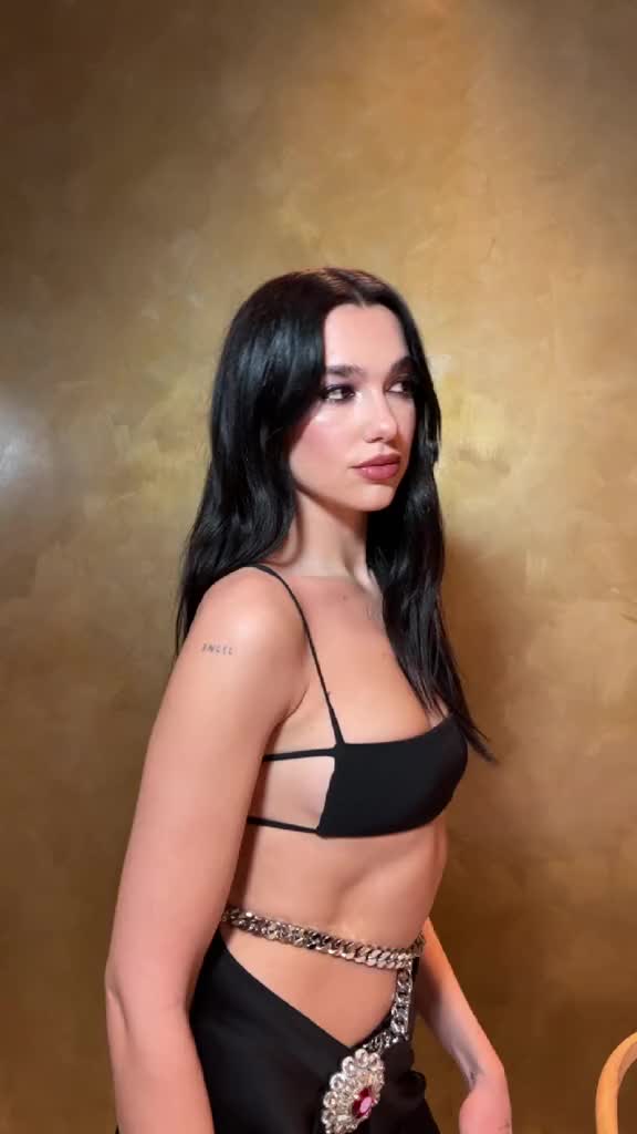 She's top tier | Scrolller