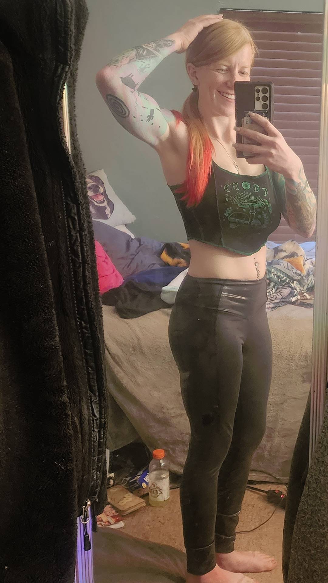 shiny pants | Scrolller