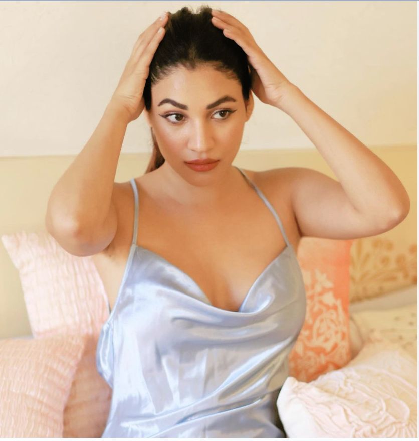 Shivani Singh | Scrolller