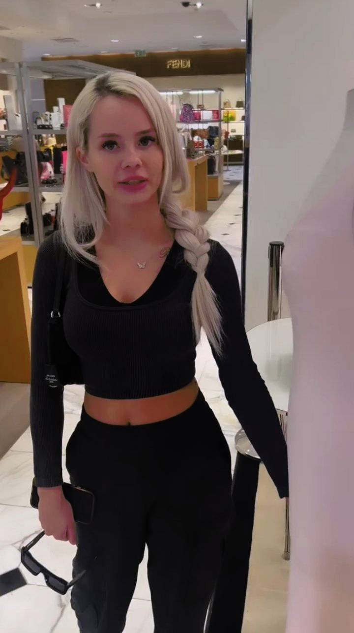 Shopping | Scrolller