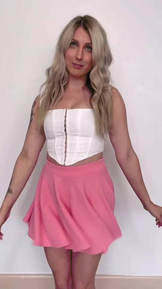 Should I hop out of this | Scrolller