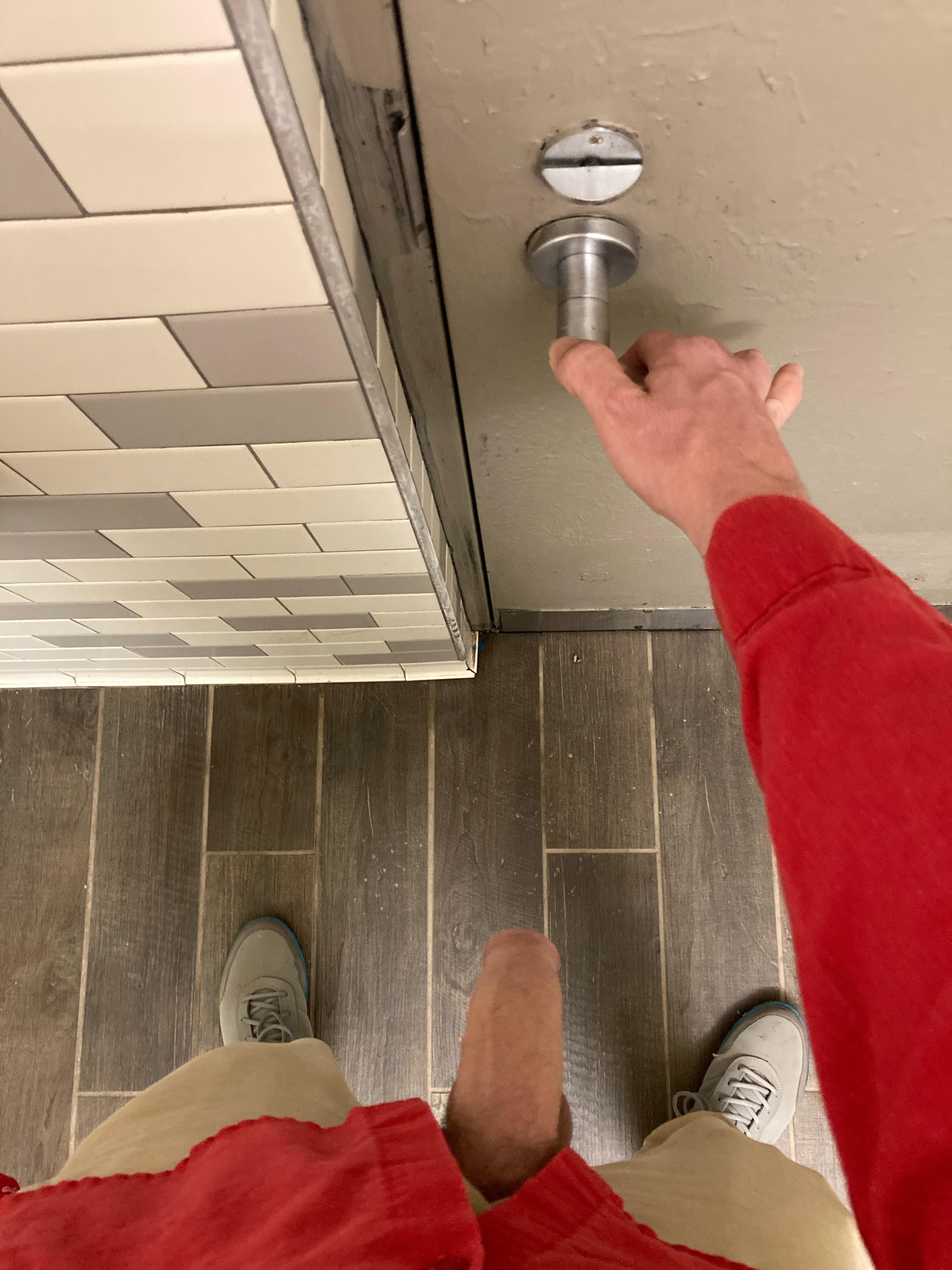 Should I open the door? It’s the public bathroom! | Scrolller