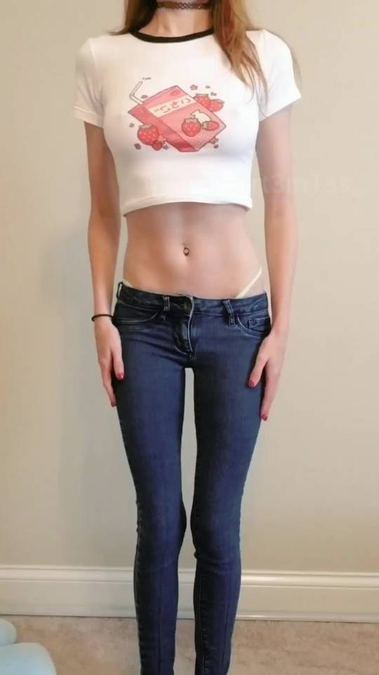 Showing off my 100 pound body | Scrolller