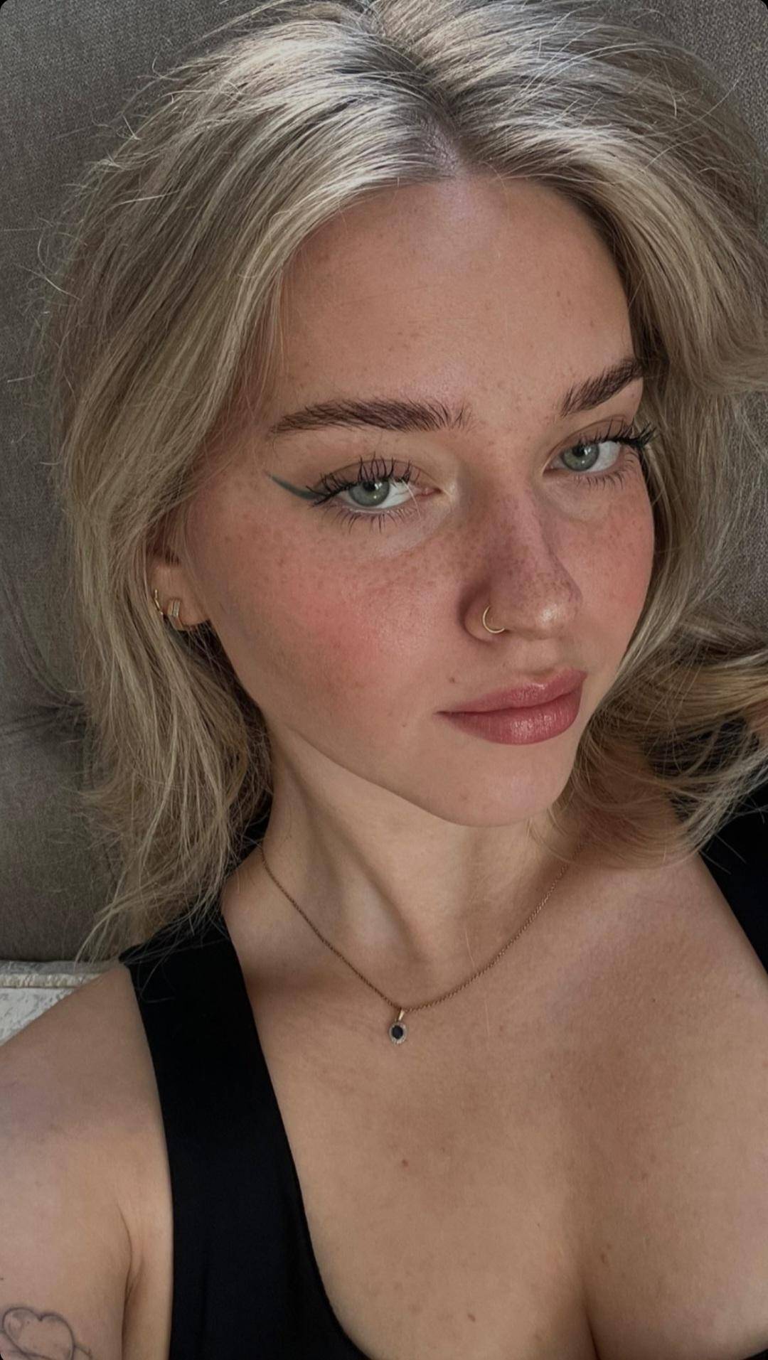 Sienna 23 from Michigan | Scrolller