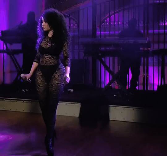 Singing in sheer black | Scrolller