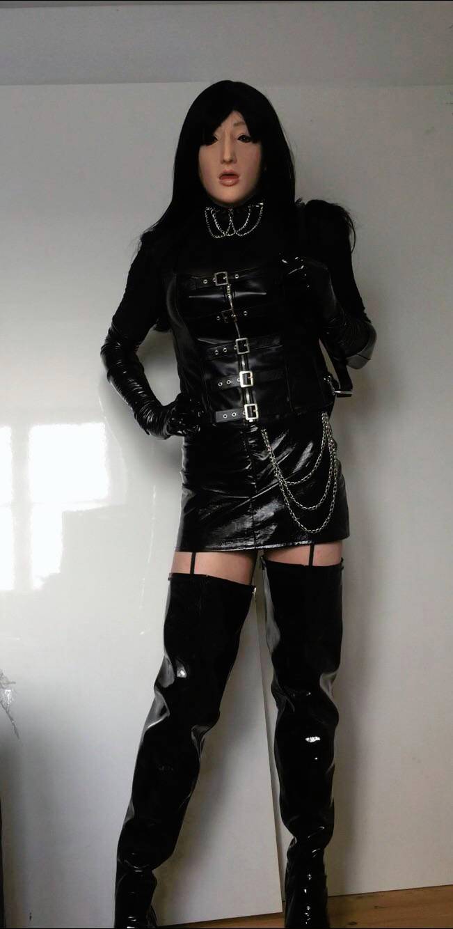 Sissy pvc doll | Scrolller