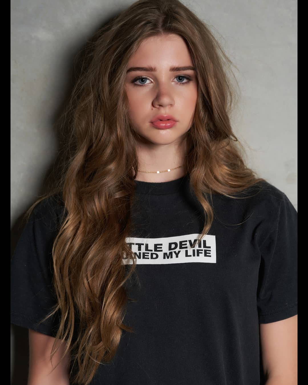 Skyla jay | Scrolller