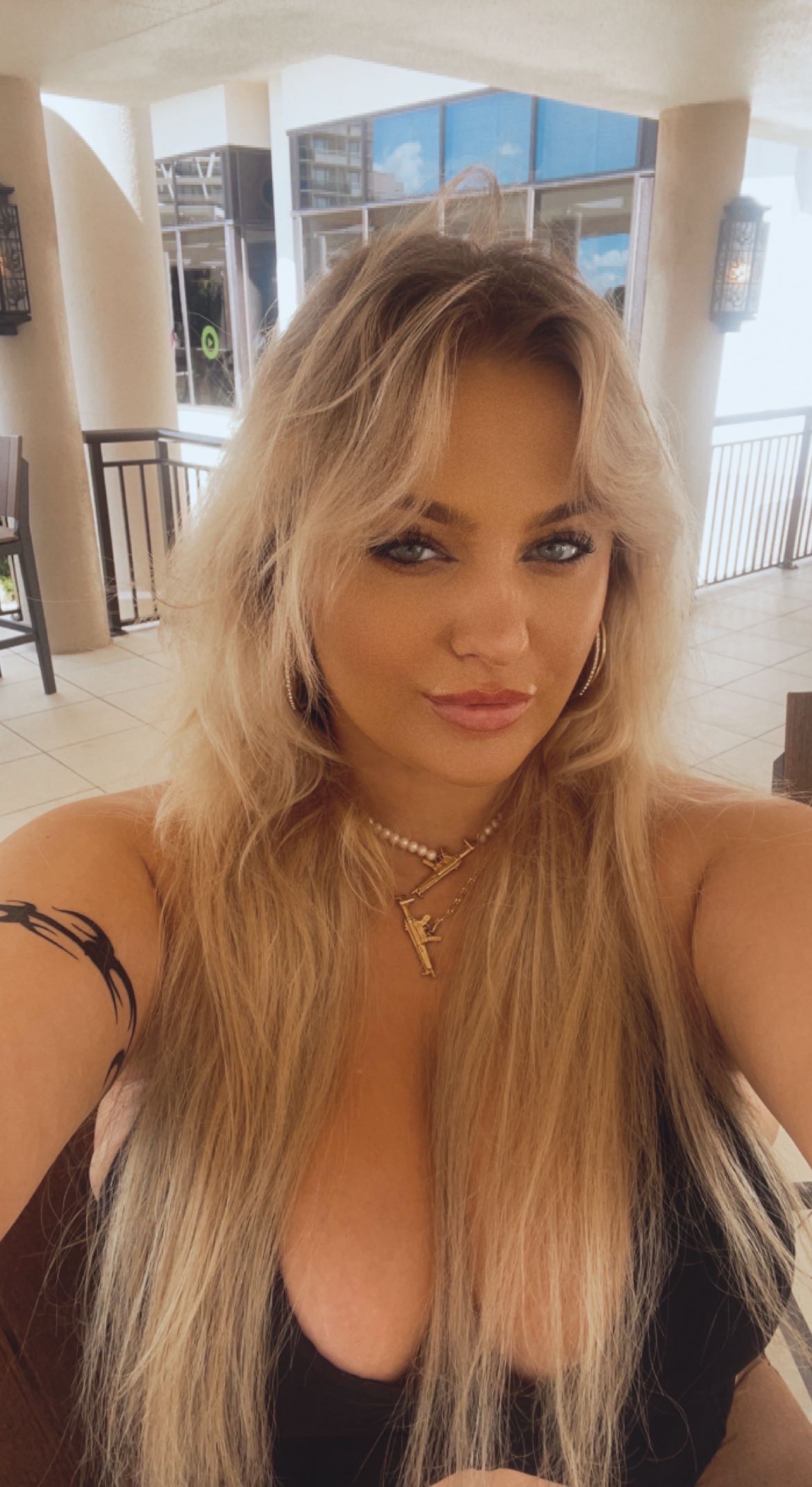 Slutty outfit | Scrolller