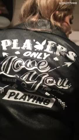 Sneaky fucking in a bar bathroom | Scrolller