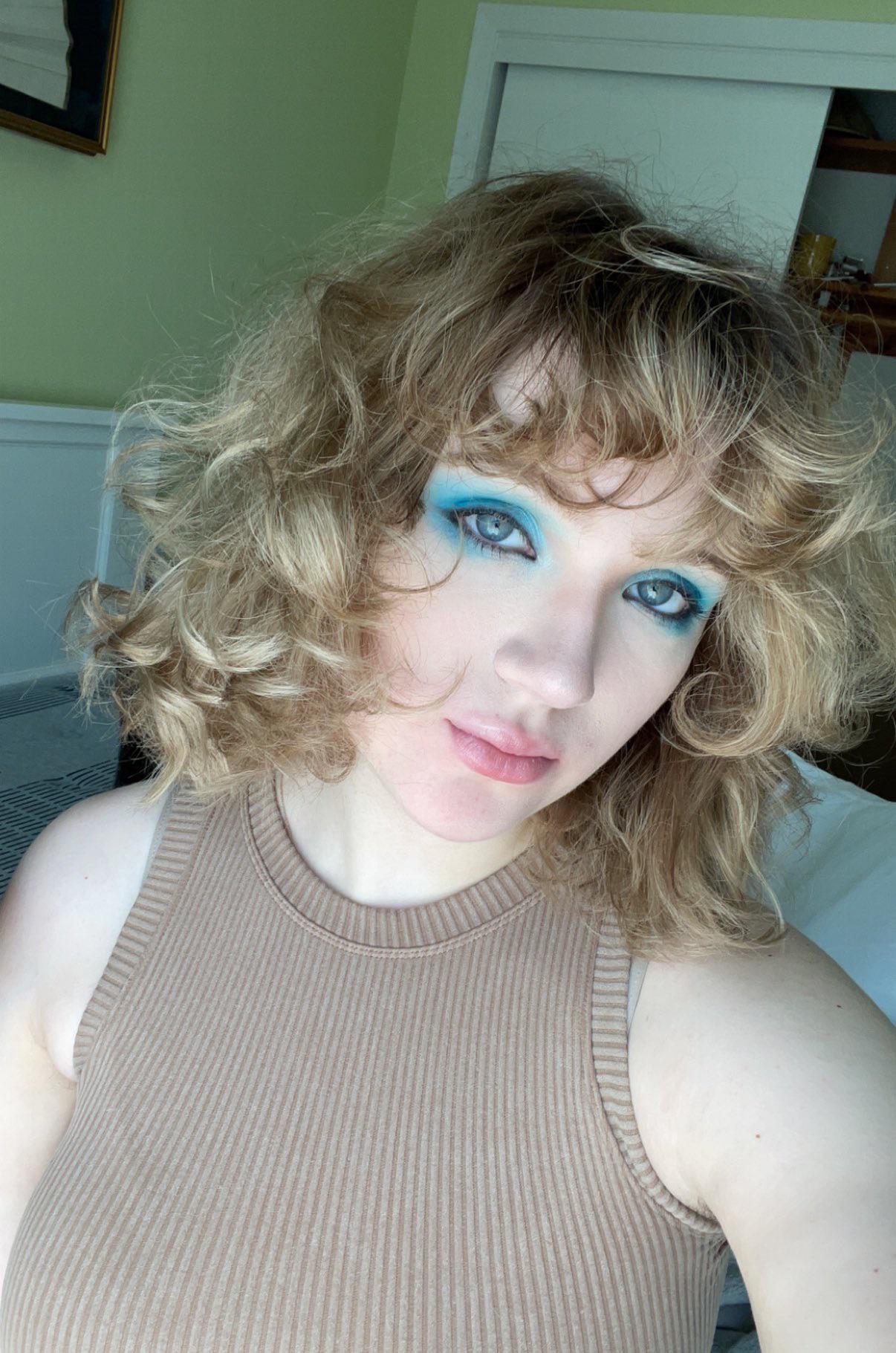 Sniffs makeup! | Scrolller