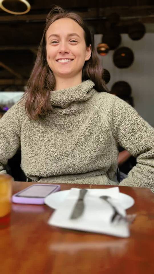 So many people in this restaurant 👀 | Scrolller