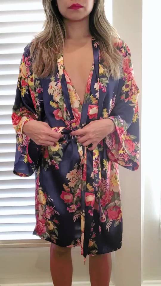 Someone order a petite 30 year old Taiwanese girl | Scrolller