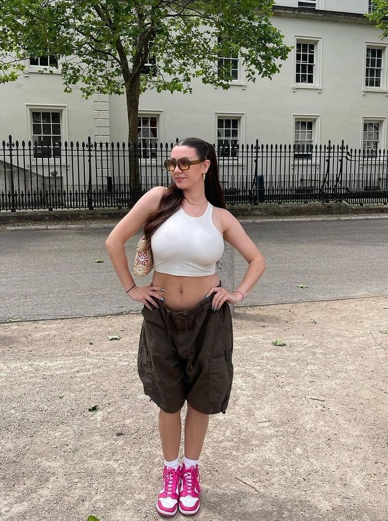 Statement | Scrolller