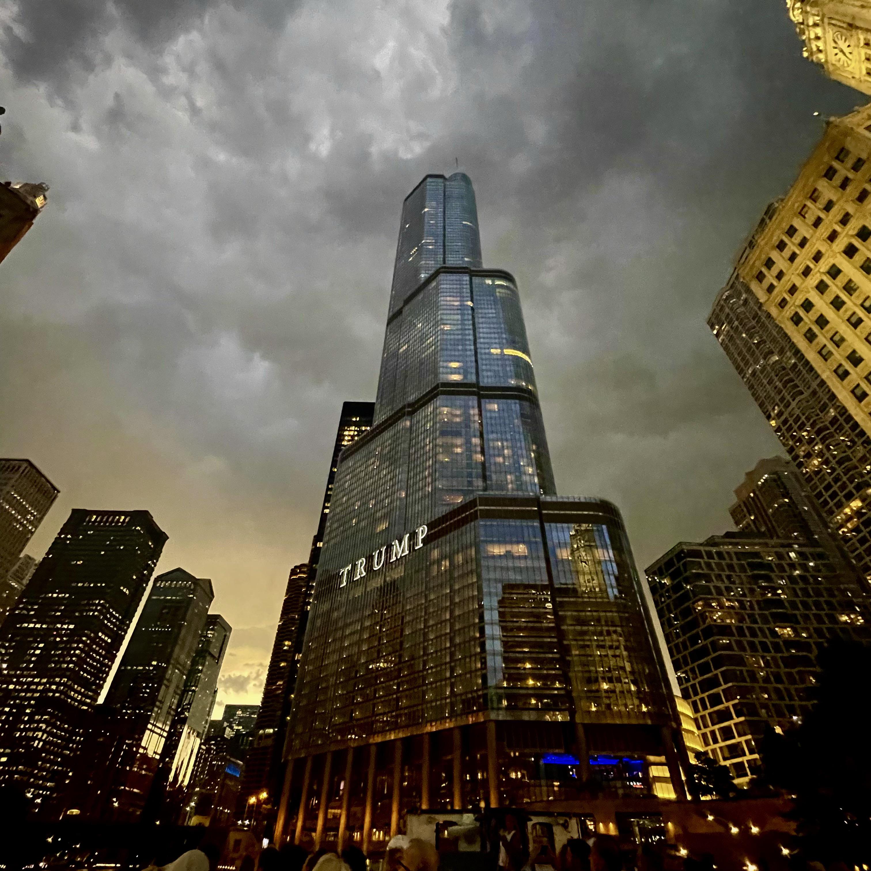 Storm clouds brewing over Chicago river boat tour | Scrolller