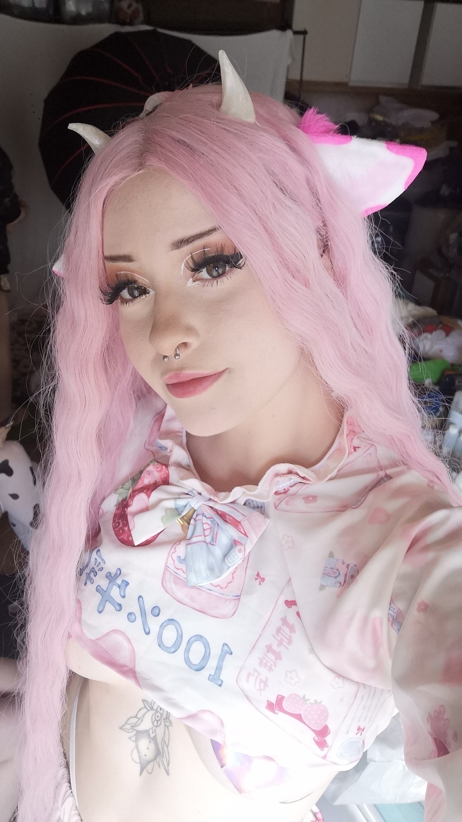 Strawberry cow 🍓 | Scrolller