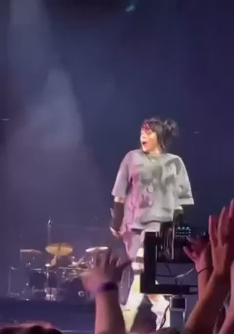 Strutting Her Stuff On Stage | Scrolller