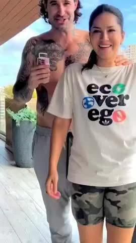 Sunny Leone | Scrolller