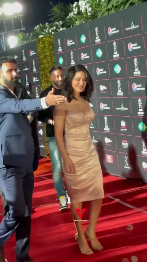 Sunny Leone - Blinding Lights PMV | Scrolller