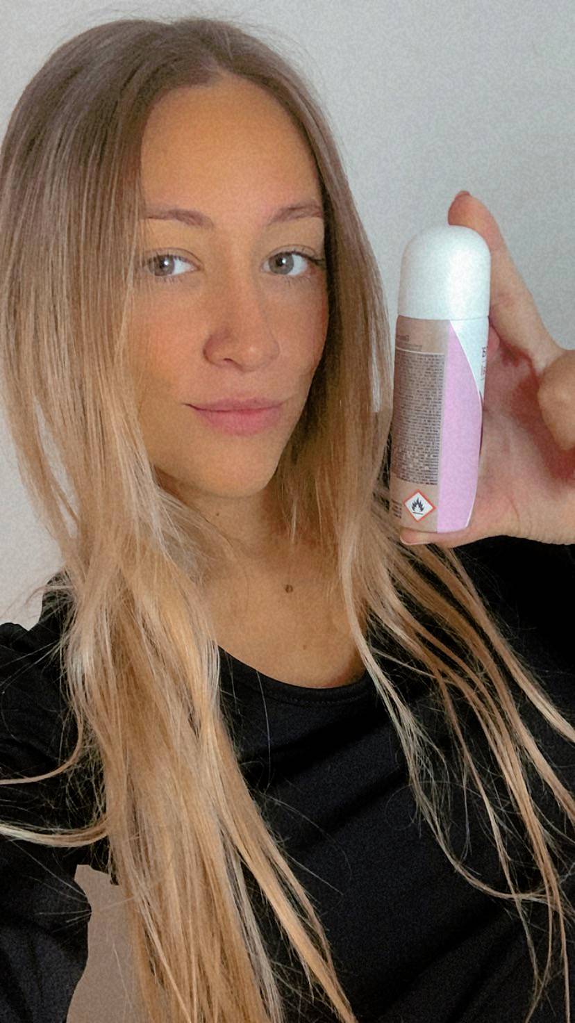 Surely your dick is smaller than my deodorant, pathetic 🤏🏽 | Scrolller