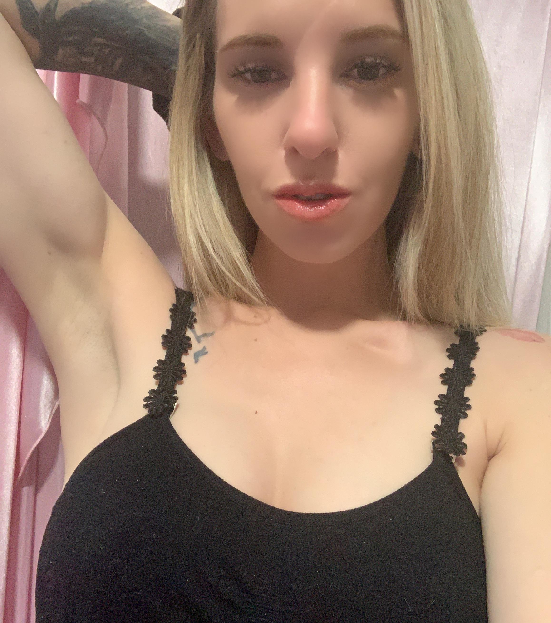 take a huge BIG SNIFF 🤧 | Scrolller