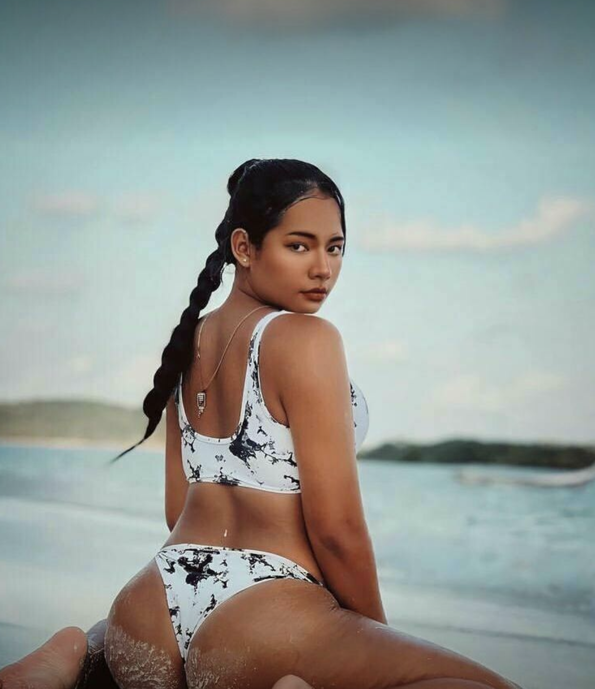 Take me home and you can have me any way you want | Scrolller