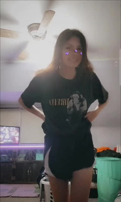 Teen Strip Tease | Scrolller